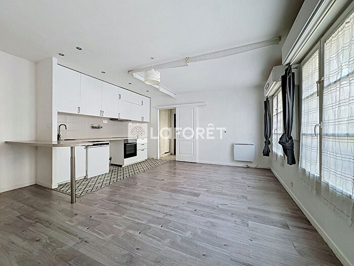 Appartement 3 pièces à Le Plessis-Robinson, Coeur de Ville, à louer