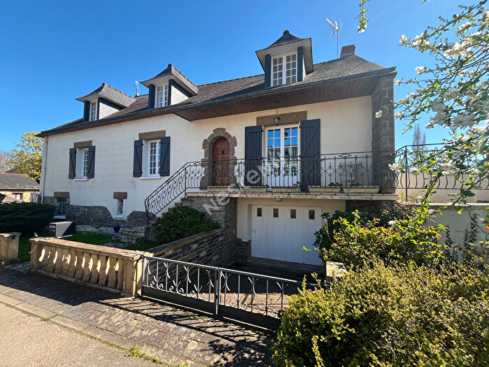 Maison à vendre - Lohéac - 7 pièces - 5 chambres