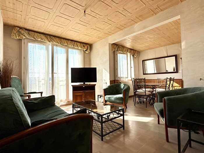 Appartement à vendre - La Chapelle-Saint-Luc, Vieille ville - 3 pièces - 2 chambres