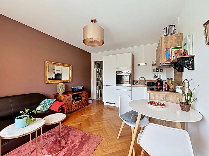 Appartement 3 pièces à Lyon 8ème, Monplaisir, à vendre