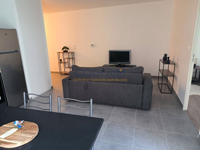 Appartement à louer - Nord, Jassans-Riottier - 2 pièces - 1 chambre