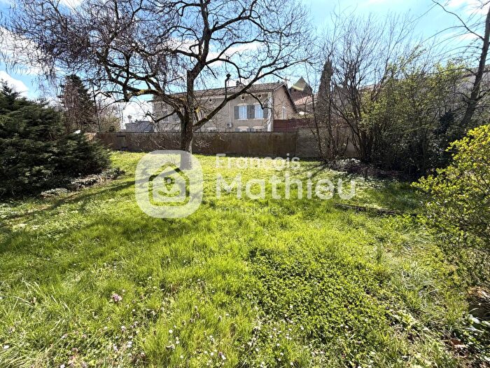 Appartement à louer - Ambérieux-en-Dombes - 3 pièces - 2 chambres