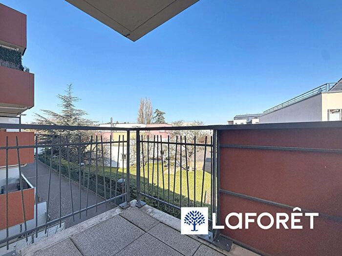 Appartement à vendre - Pierre-Bénite - 2 pièces - 1 chambre