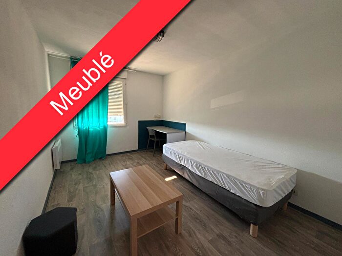 Appartement 1 pièce à Valence, Le Polygone, à louer