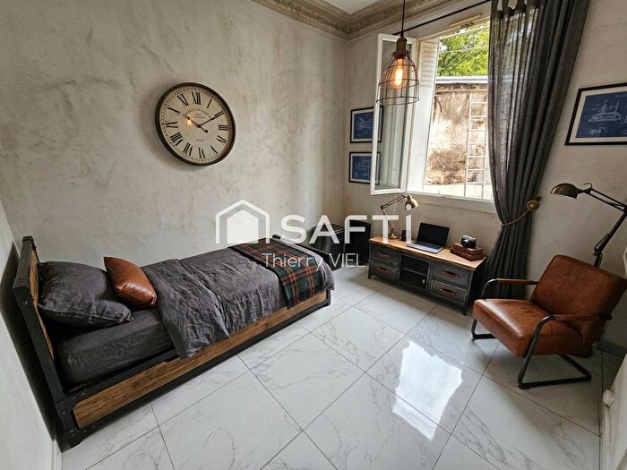 Pantin, Limites : Appartement 1 pièce à vendre