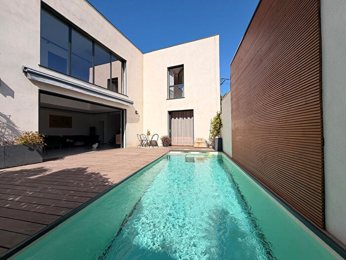 Maison 5 pièces à Nîmes, Jean Jaurès, à vendre
