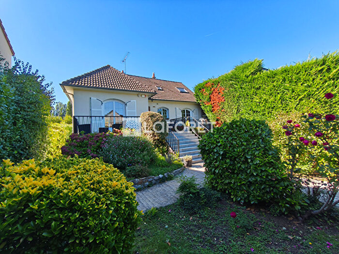 Maison à vendre - Plaisir, Centre-ville, Château - 7 pièces - 4 chambres