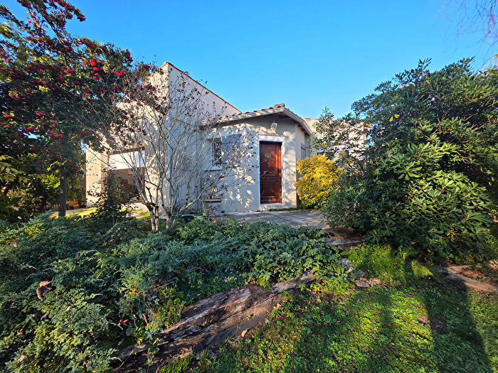 Maison à vendre - Saint-Laurent-de-la-Prée - 5 pièces - 2 chambres