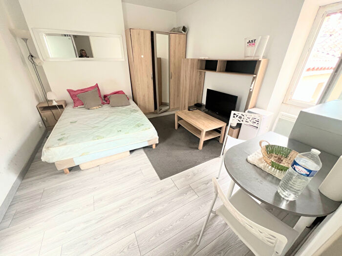 Appartement à vendre - Toulon, Haute-ville - 1 pièce