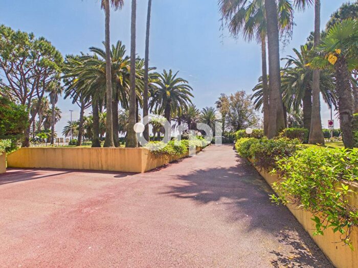 Appartement 2 pièces à vendre à Cannes, Bocca Sud