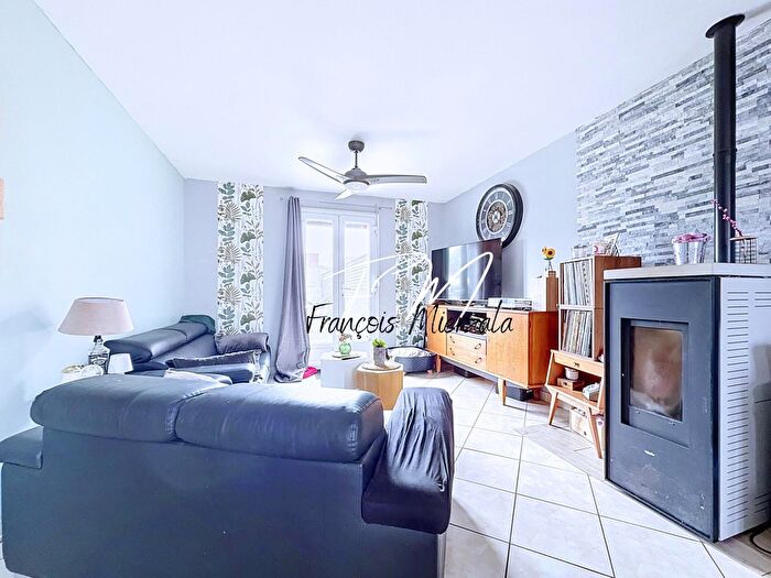 Lens, Est : Maison 5 pièces à vendre