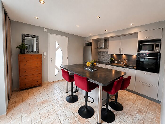 Maison 5 pièces à Sains-en-Amiénois, à vendre