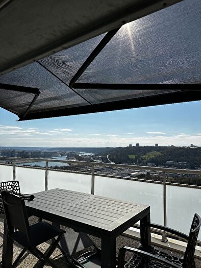 Appartement à vendre - Déville-lès-Rouen - 5 pièces - 3 chambres