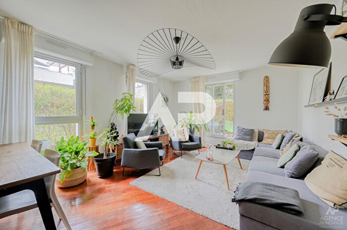 Maisons à vendre et appartements à louer - 1