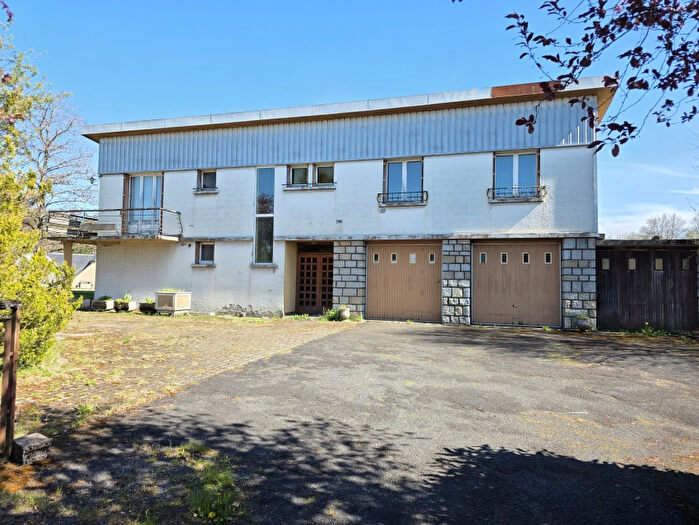 Maison à vendre - Saint-Georges-de-Mons - 9 pièces - 6 chambres