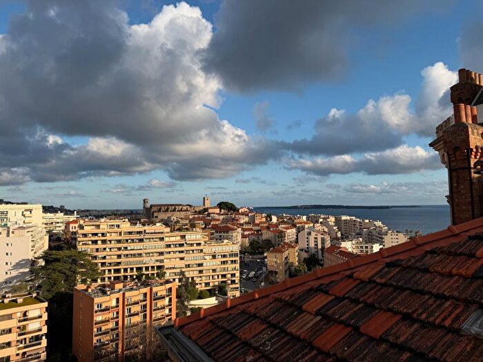 Appartement à vendre - Cannes, Croix des Gardes - 1 pièce