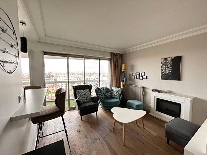 Appartement à louer - Marceau, République, Courbevoie - 1 pièce