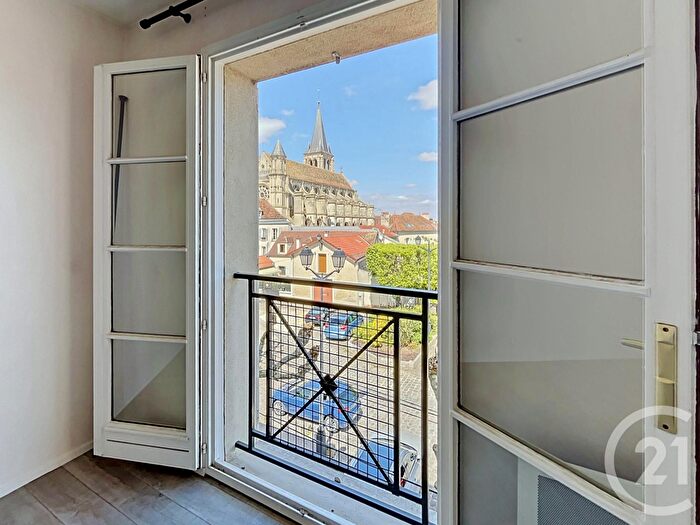 Brie-Comte-Robert, Centre-ville : Appartement 1 pièce à louer