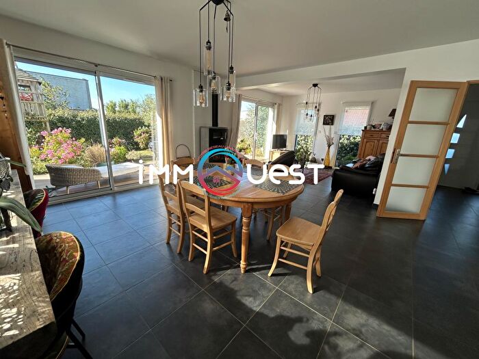 Maison 7 pièces à Beuvrequen, à vendre