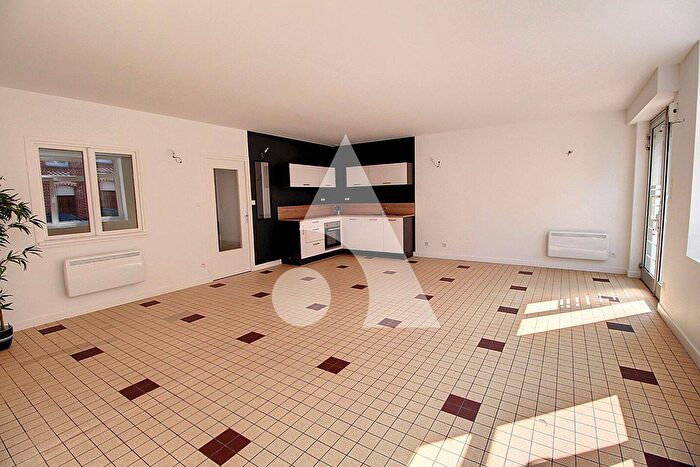 Appartement à louer - Féchain - 4 pièces - 2 chambres