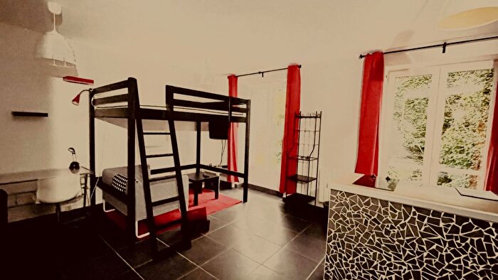 Appartement à vendre - Saint-Étienne, Méons, Le Soleil, Châteaucreux, Saint-François - 1 pièce