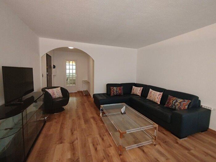 Appartement à louer - Nord, Saint-Julien-en-Genevois - 3 pièces - 2 chambres