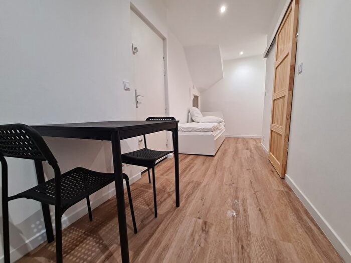 Appartement 1 pièce à louer - Marseille 10ème, Menpenti