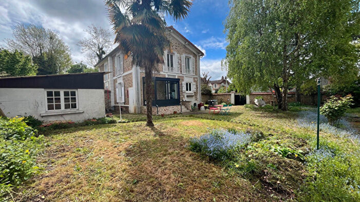Brunoy, Nord : Maison 3 pièces à louer