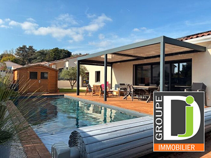 Maison à vendre - Beauvallon - 4 pièces - 3 chambres