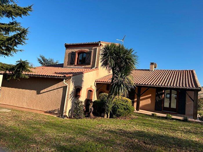 Maison 6 pièces à Pin-Balma, à louer
