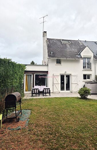 Maison à vendre - Ozoir-la-Ferrière, Gare, Brèche aux Loups, Belle Croix - 6 pièces - 4 chambres