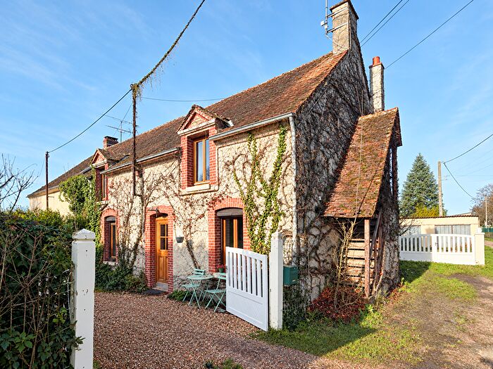 Saint-Germain-des-Prés - Maison 5 pièces à vendre