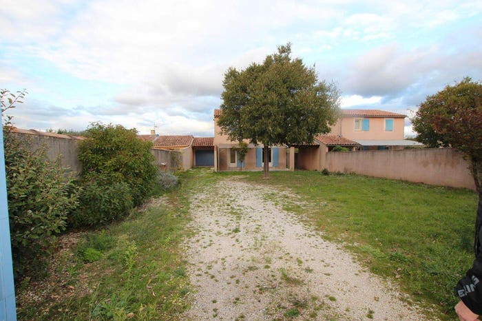 Robion : Maison 5 pièces à louer