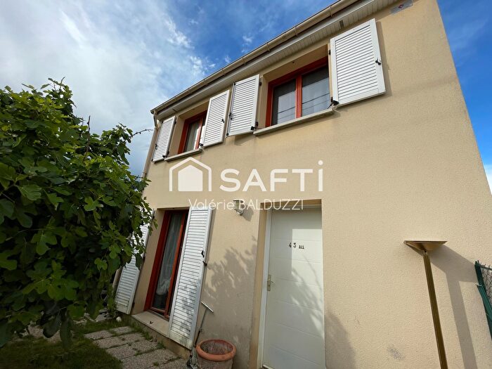 Maison 4 pièces à vendre à Saâcy-sur-Marne