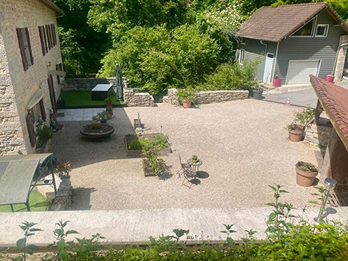 Maison 12 pièces à vendre - Montagna-le-Reconduit