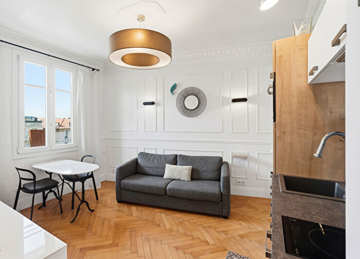 Nice, Parc Impérial, Le Piol : Appartement 2 pièces à vendre