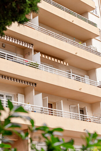 Appartement à vendre - Toulon, Champs-de-Mars - 3 pièces - 2 chambres