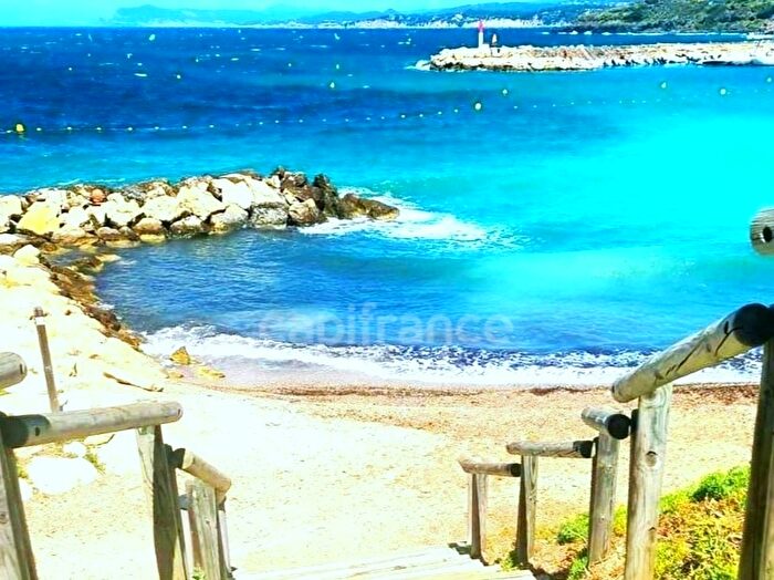 Appartement à vendre - Six-Fours-les-Plages, Font de Fillol, Rayolet, Le Brusc - 2 pièces - 1 chambre