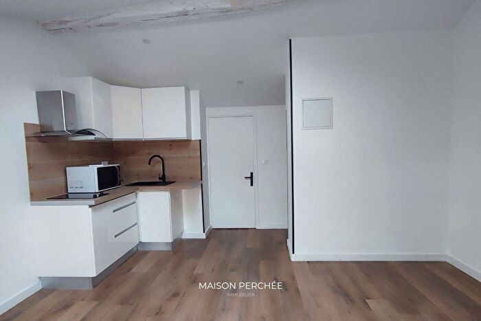 Appartement à louer - Partie Sud-Collet-Redon-Vauses-Testavins, Le Muy - 1 pièce