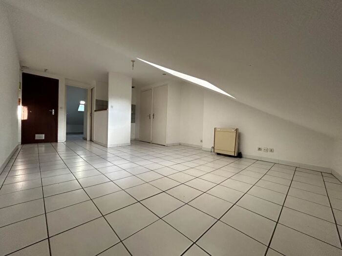 Appartement à louer - Saint-Étienne, Saint-Roch, Vivaraize, Valbenoite, Centre Deux - 2 pièces - 1 chambre