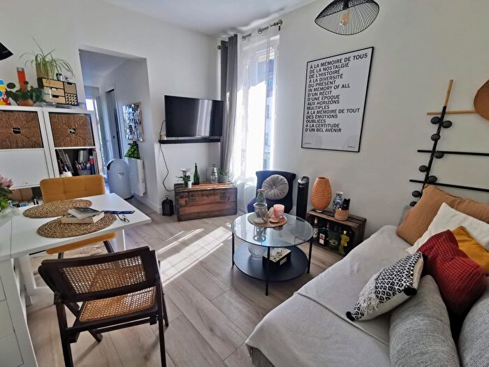 Saint-Maur-des-Fossés, Adamville : Appartement 2 pièces à vendre