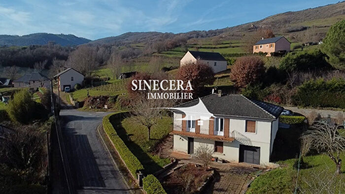 Maison à vendre - Clairvaux-dAveyron - 7 pièces - 4 chambres