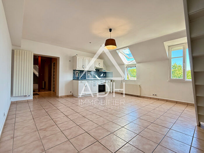 Appartement 2 pièces à Jouars-Pontchartrain, à vendre