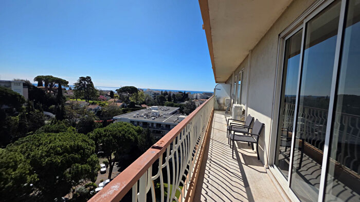 Appartement à vendre - Cagnes-sur-Mer, Saint-Roman, Lautin - 3 pièces - 2 chambres