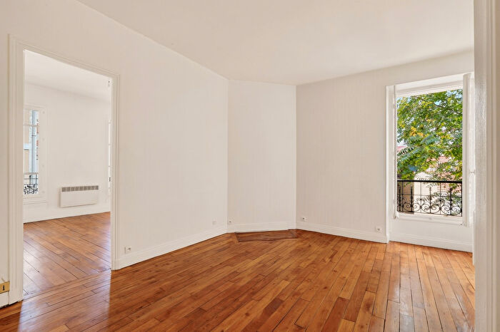 Appartement 2 pièces à Nanterre, Centre-ville, à vendre