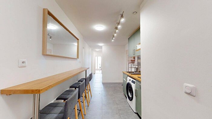 Appartement 1 pièce à louer à Saint Leu-Commandant Louis Bouchet, Épinay-sur-Seine