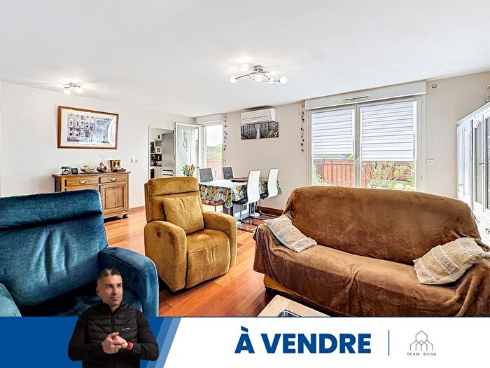Appartement 4 pièces à vendre à Ternay