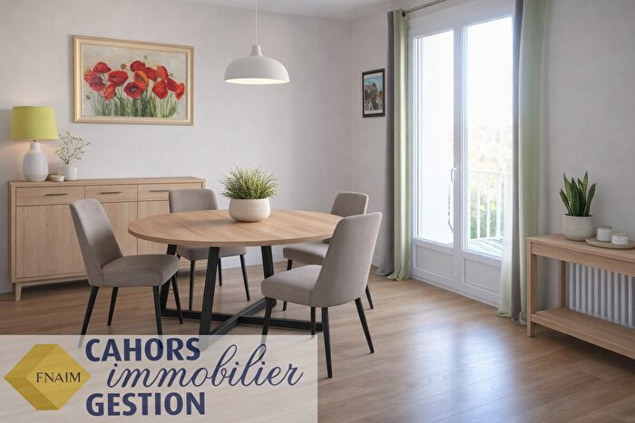 Appartement à louer - Cahors, Centre-ville - 2 pièces - 1 chambre