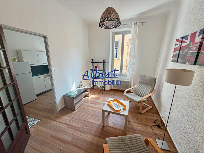 Ollioules, Centre-ville : Appartement 1 pièce à louer