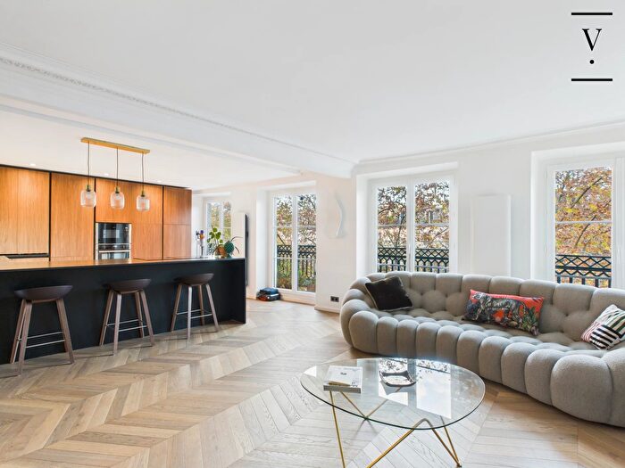 Appartement à vendre - Paris e , Archives - 3 pièces - 2 chambres